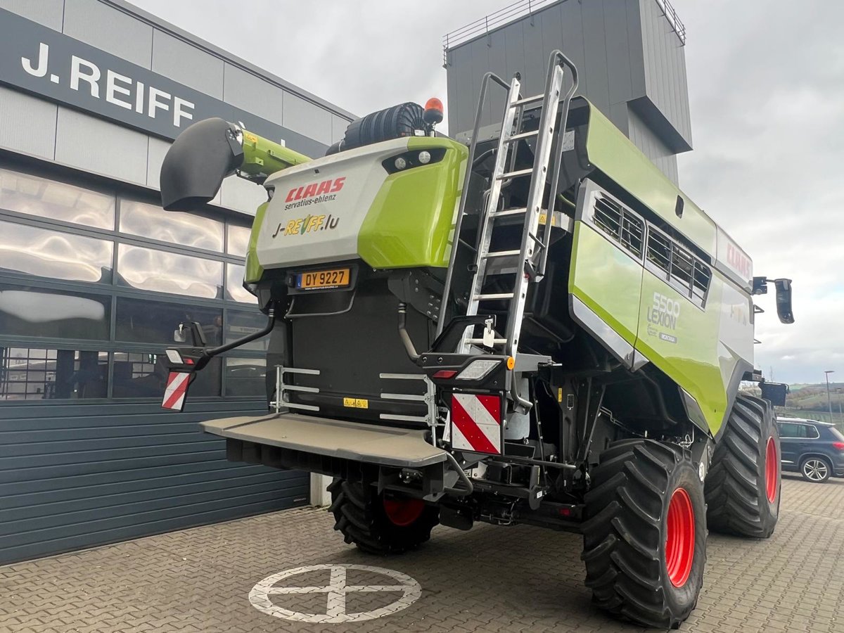 J-Reiff - CLAAS LEXION 5500 Montana D